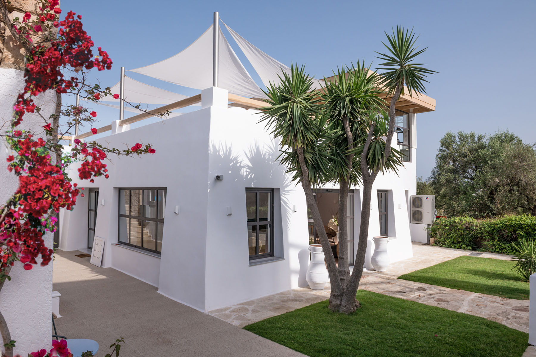 EXTERIOR - Momi Slow Living Hotel